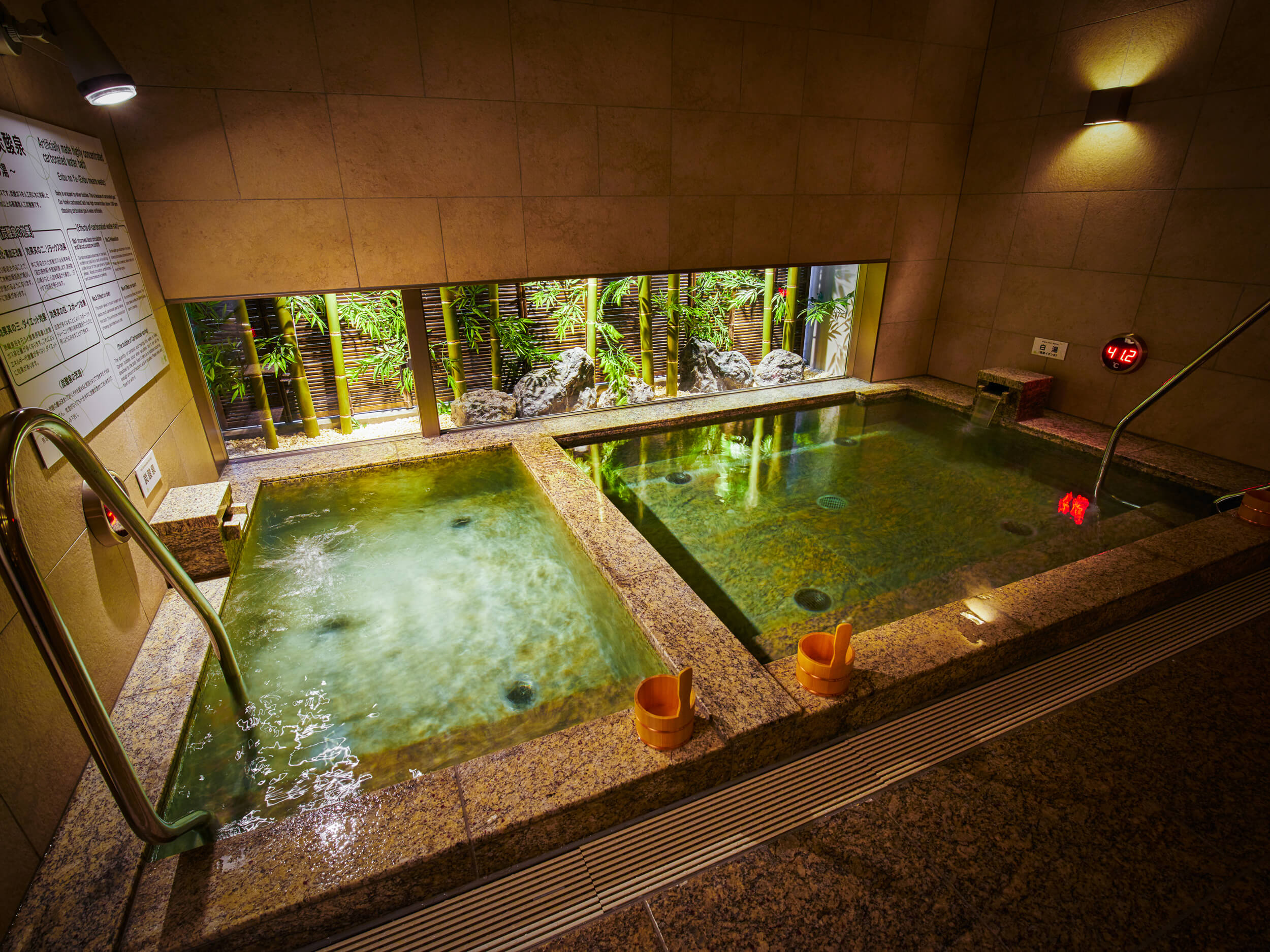 Super Hotel Premier Akasaka - Super Hotel